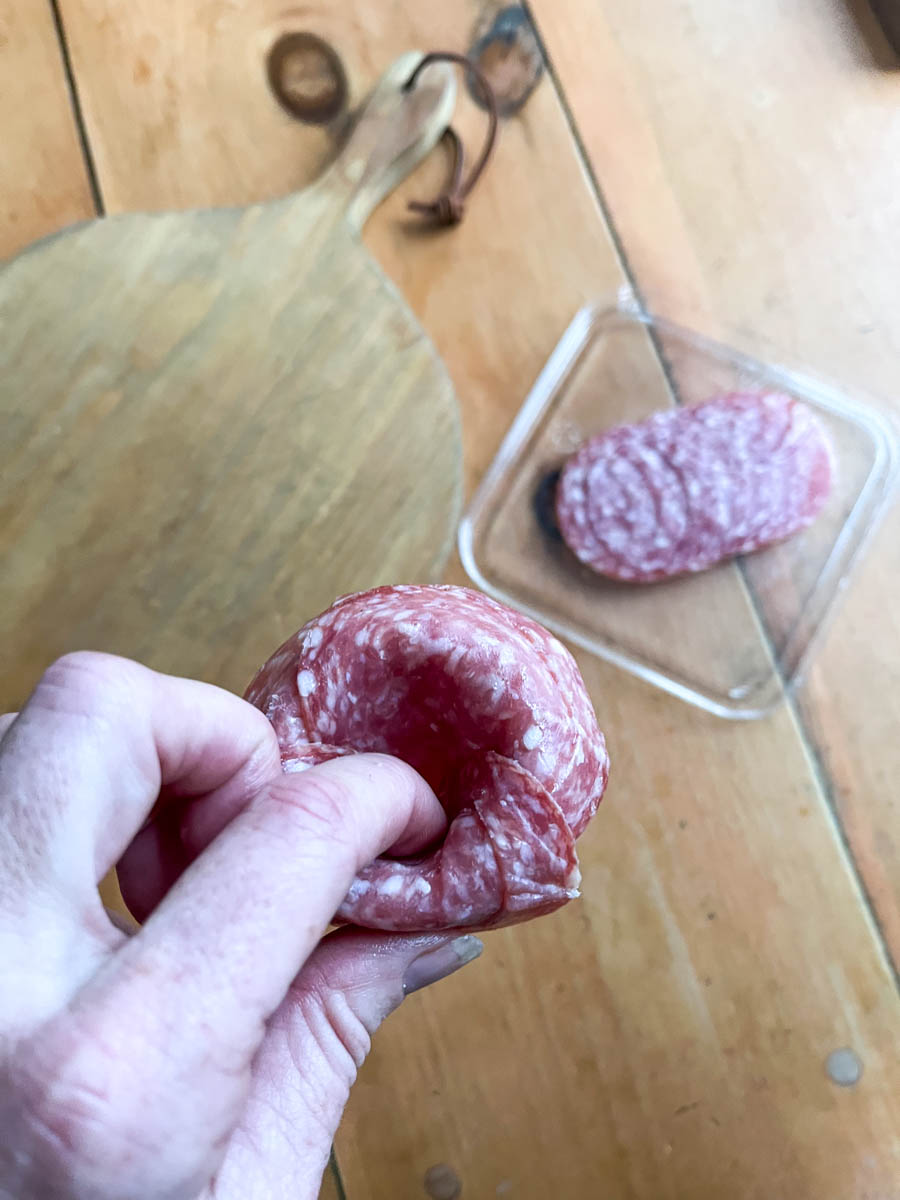 How to Create a Rose Salami for a Charcuterie Board - Amazing ...