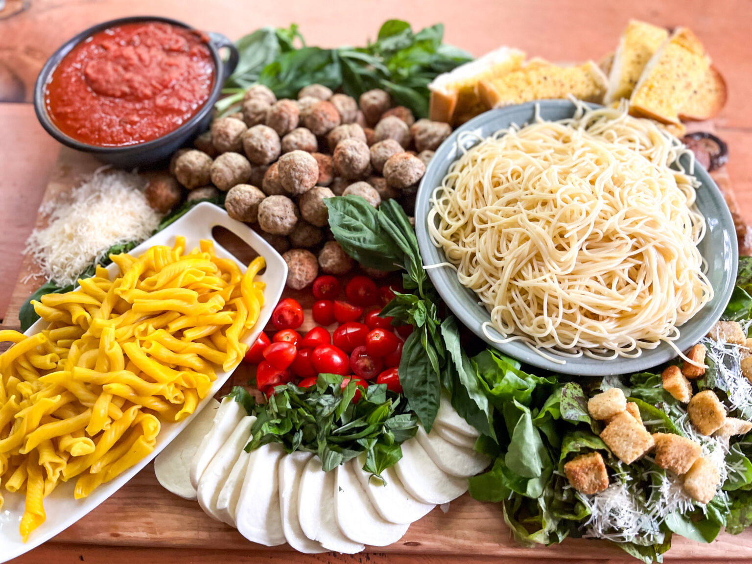 15 Awesome Charcuterie Board Ideas for Dinner - Amazing Charcuterie Boards